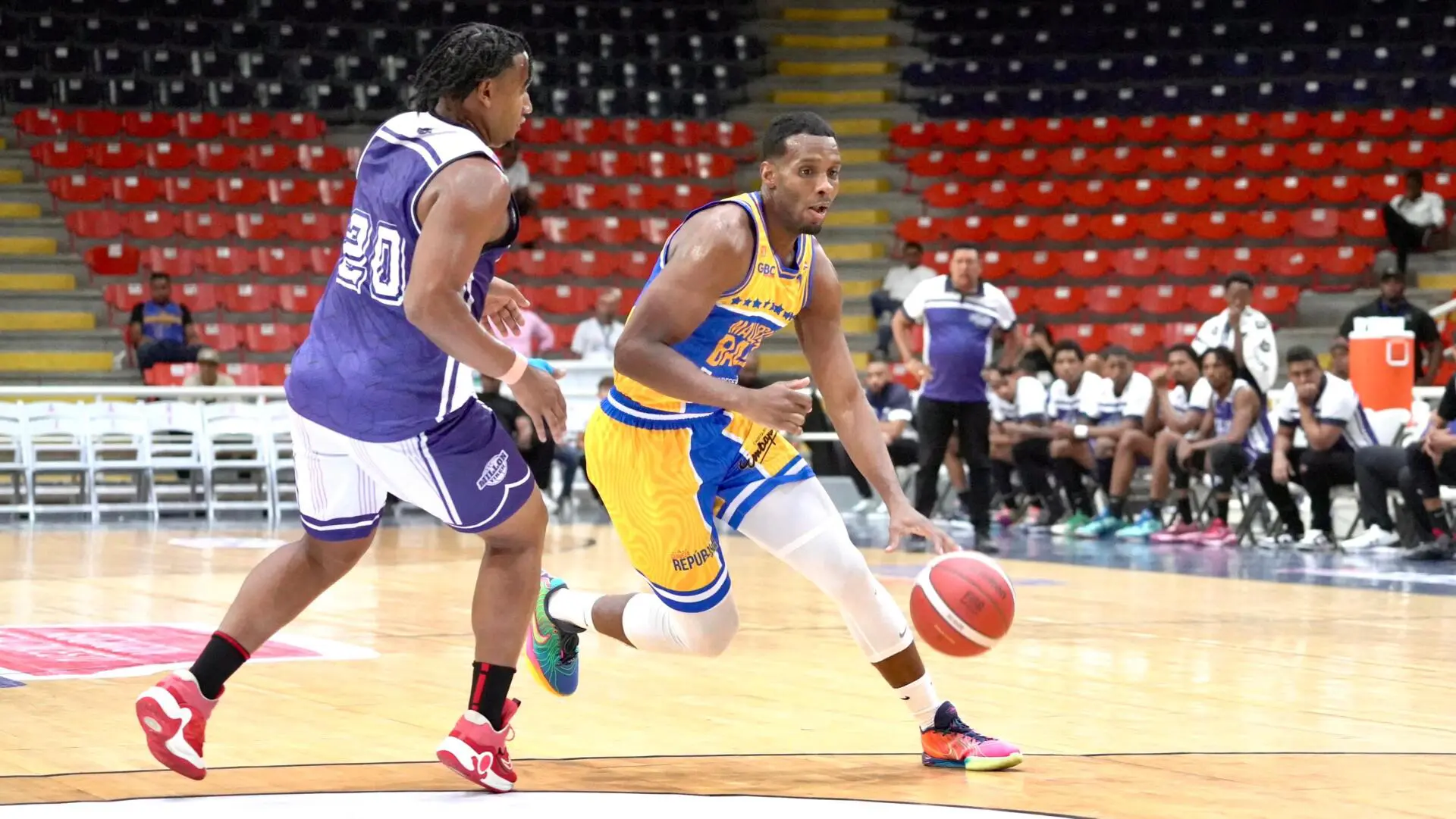 Mauricio Báez vencer a El Millón y termina líder en TBS Distrito 2024