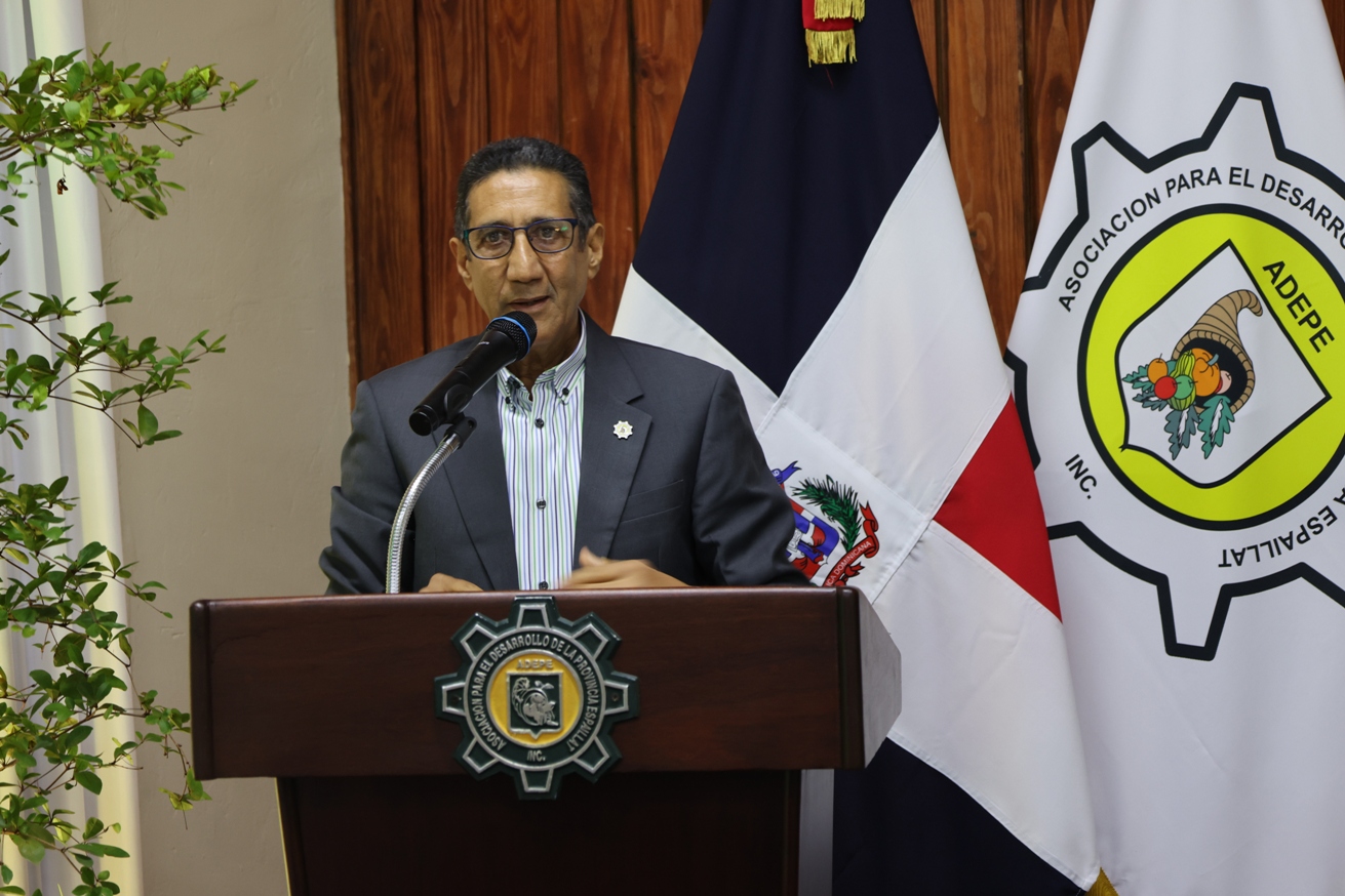 ADEPE celebra su asamblea general donde rinde homenaje póstumo a Rubén ...