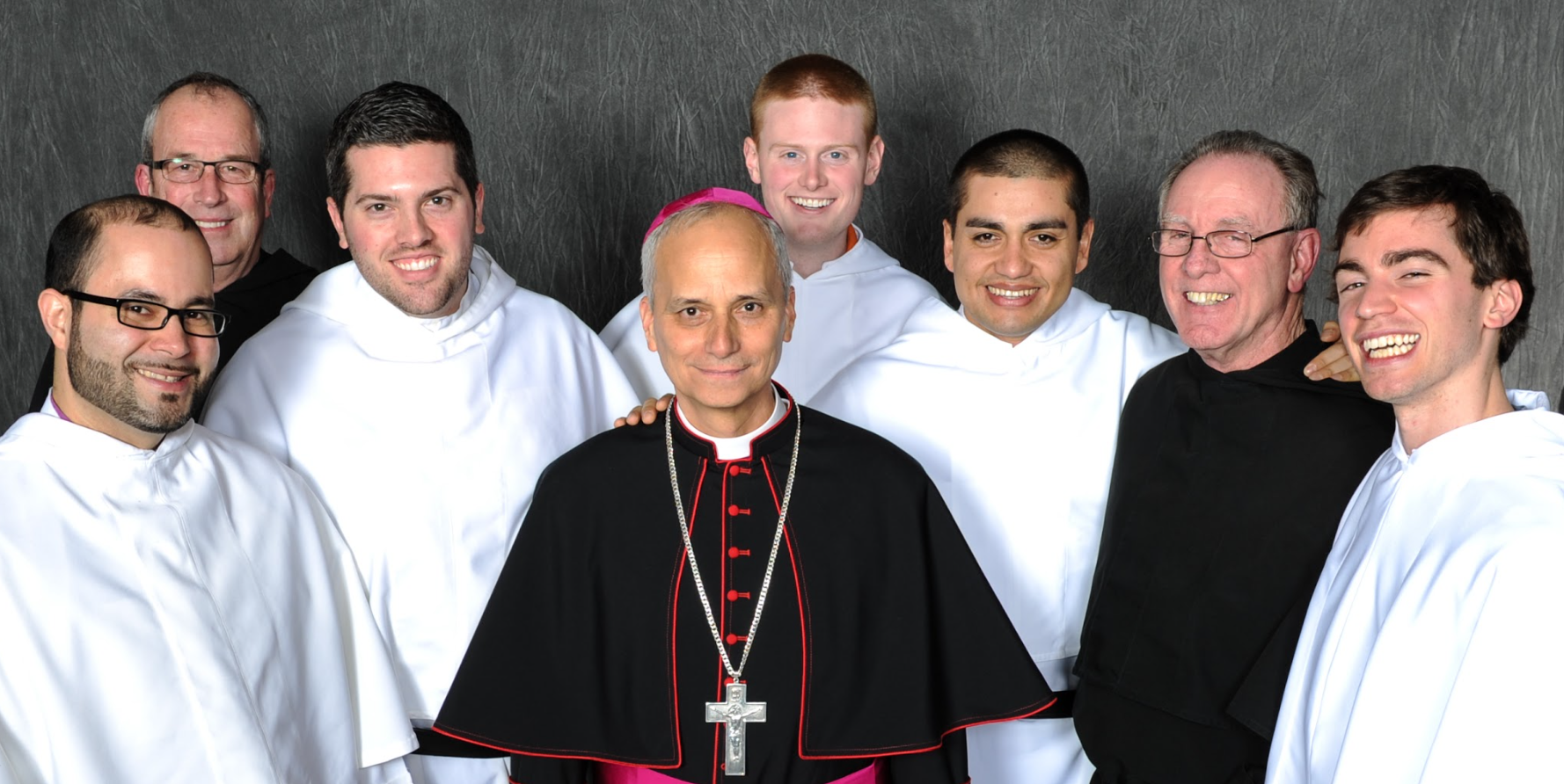 ¿Quién es Robert Francis Prevost, el nuevo papa? - RCC Noticias